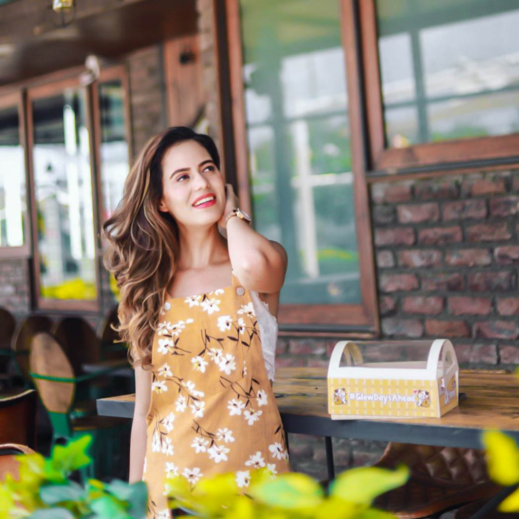 Top 10 Travel Bloggers, Travel Influencers in Mumbai | Brandholic